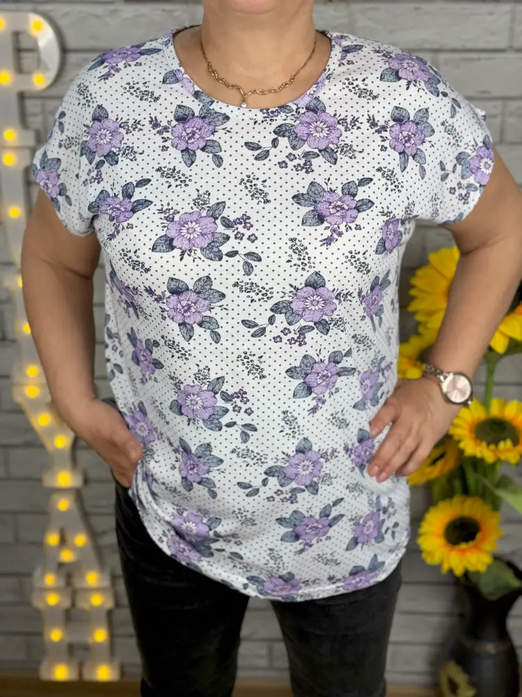 Tricou de dama, Alb cu flori lila - TR14